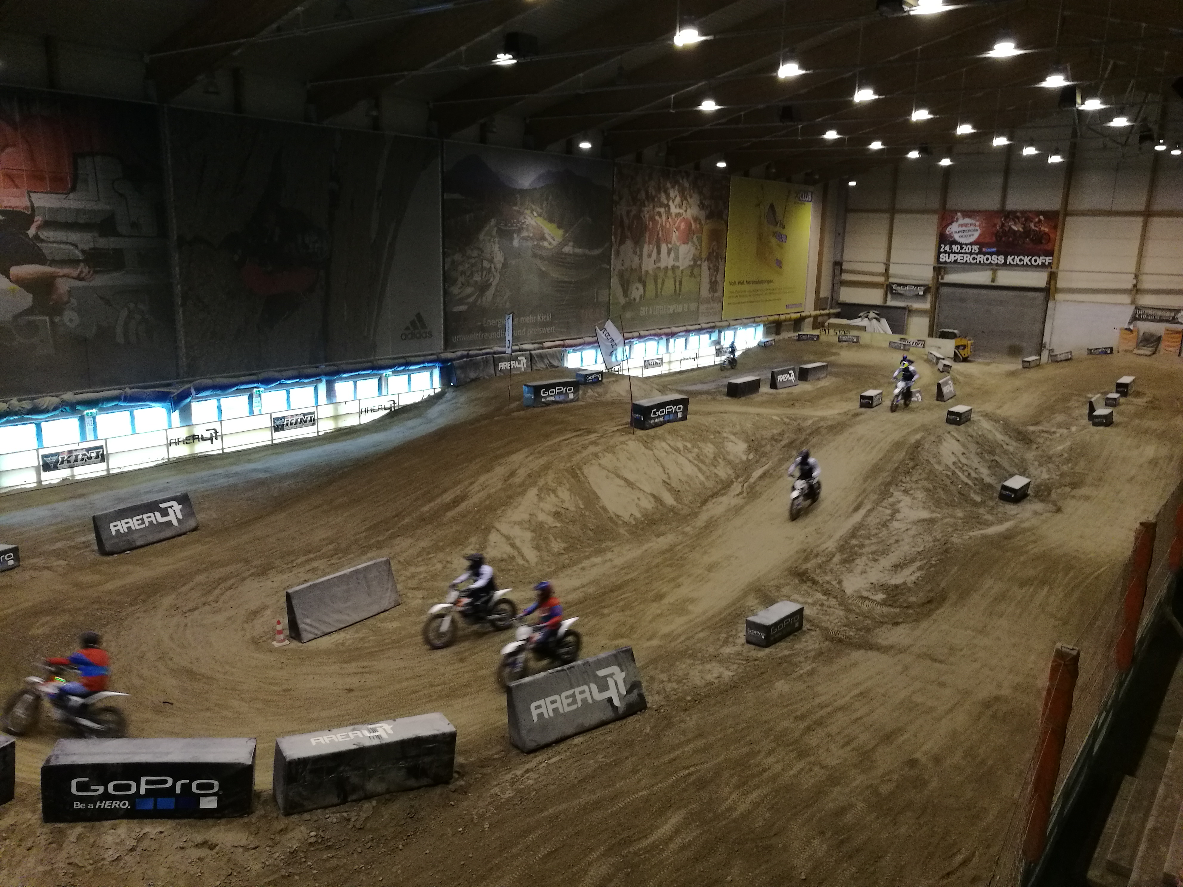 Die Motocross Indoor-Strecke – Freiw. Feuerwehr Griesheim e.V.